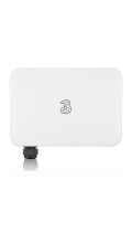 Three outdoor tech install 5G CPE | Three